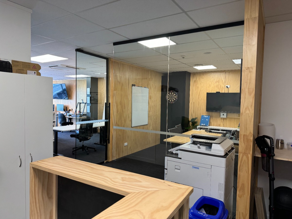 Modern Meeting Room Available
