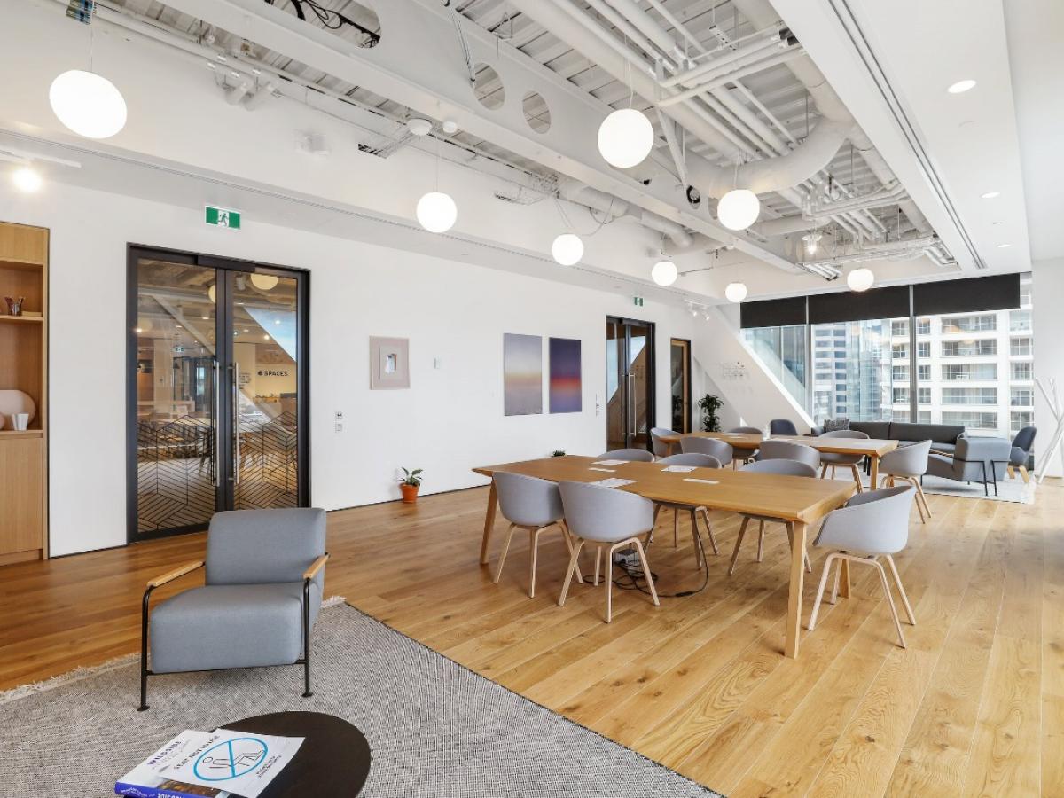Commercial Bay Medium Office Suites